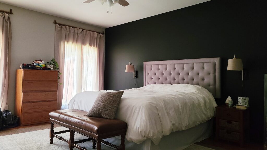 Organic Modern Bedroom Makeover Reveal – Spring 2023 One Room Challenge ...